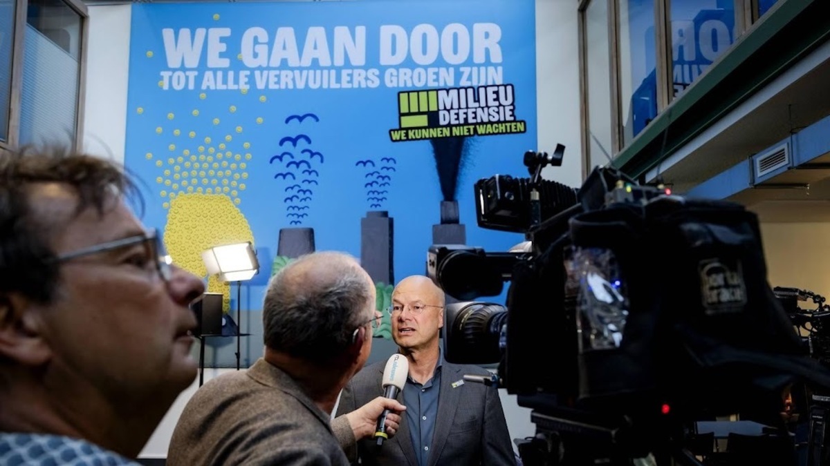 Donald Pols struikelt over verleden bij pro-apartheidsclub. ’Deze man ...
