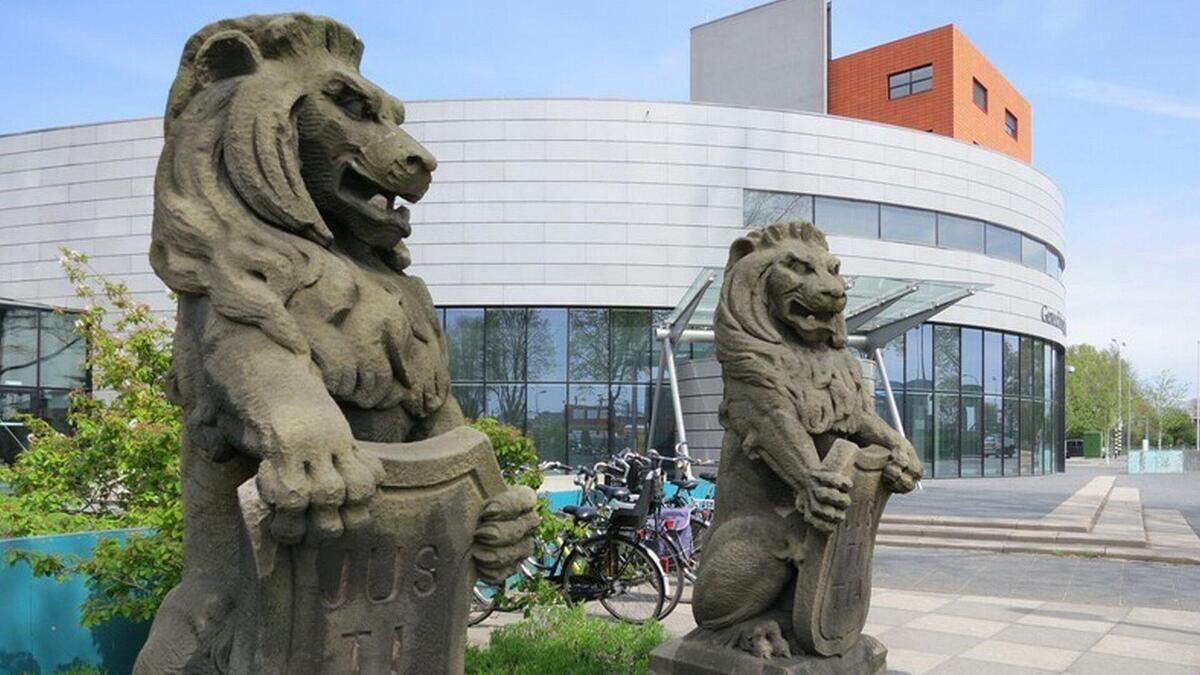 OM eist vier jaar cel: man zou weggelopen meisje (13) hebben verkracht ...
