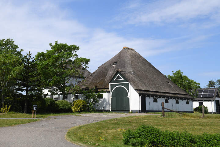 Schuren monumentale hoeve Buitenlust gesloopt, agrarische bestemming ...