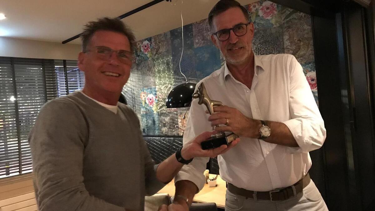 John Voulon was in alle opzichten graag gezien en doortastend als ...