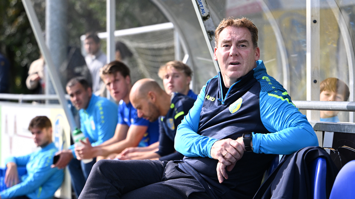 Gidon Reinders Folmer nieuwe trainer Jong Holland. Touber en Zeijlmans ...