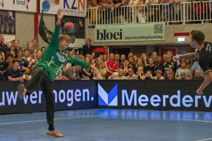 Handballers Volendam pakken na 13 jaar eindelijk weer de landstitel ...