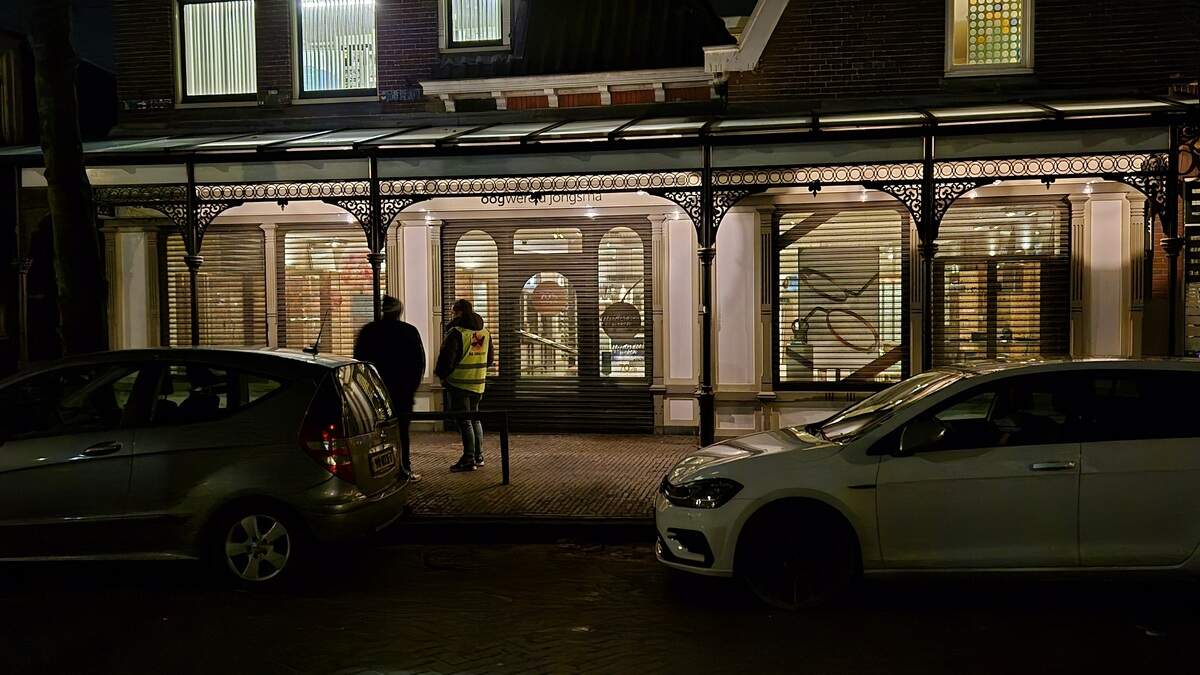 Slapeloze nacht na overval op brillenwinkel Jongsma in Zaandam: ’Ik ...