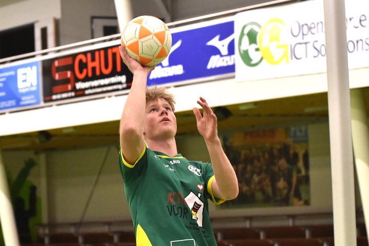 Geen EK voor Jelmer Looij (18) vanwege de oorlog, maar Ahoy lonkt voor ...