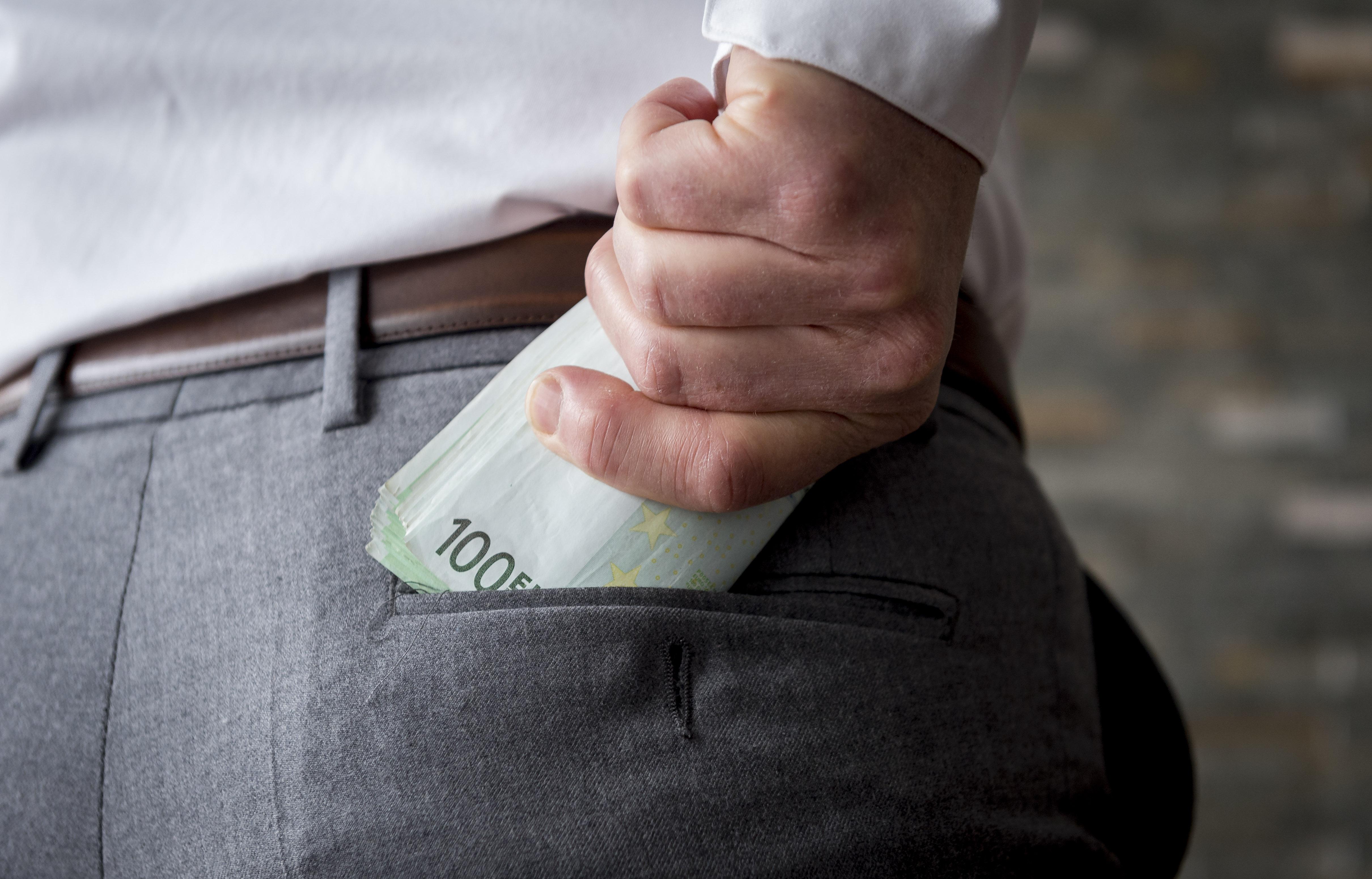Opnieuw celstraf geëist tegen ondernemer uit Oudkarspel, hij liet ...