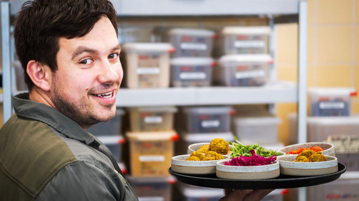 Hoe smaakt een bedrijfslunch die rechtstreeks van het land komt? The ...