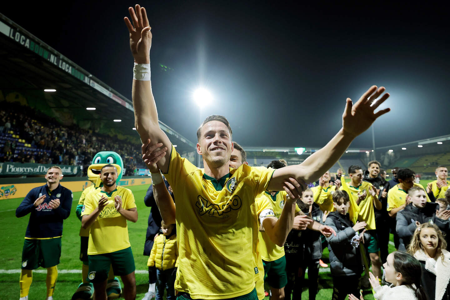 FC Noah, de tegenstander van AZ, is in Nederland onbekend. Maar spits ...
