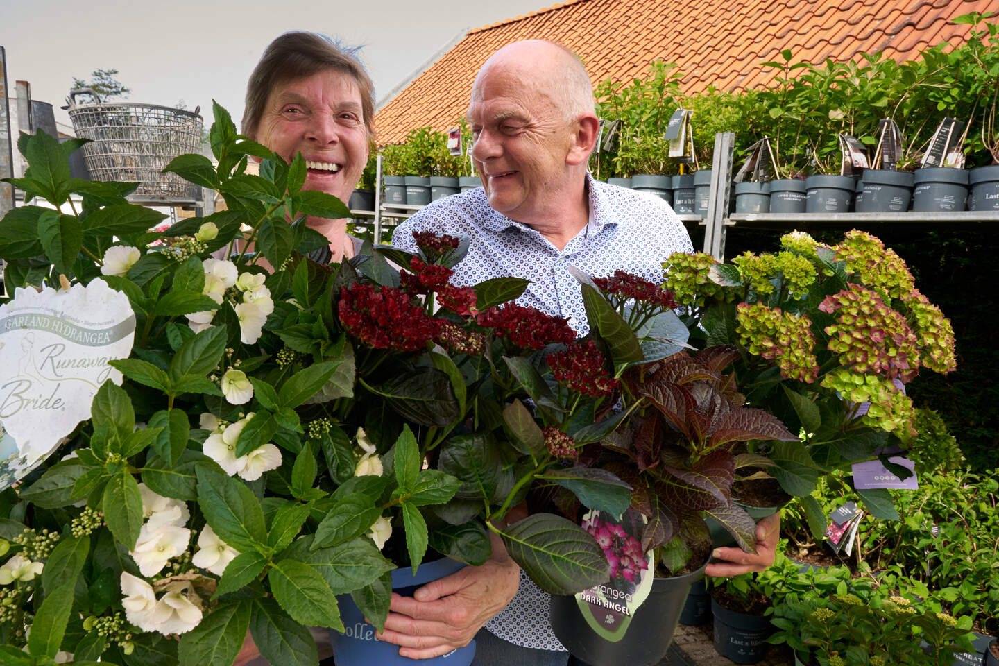 Cees (68) hoeft niet achter de geraniums, dus blijft actief in de ...