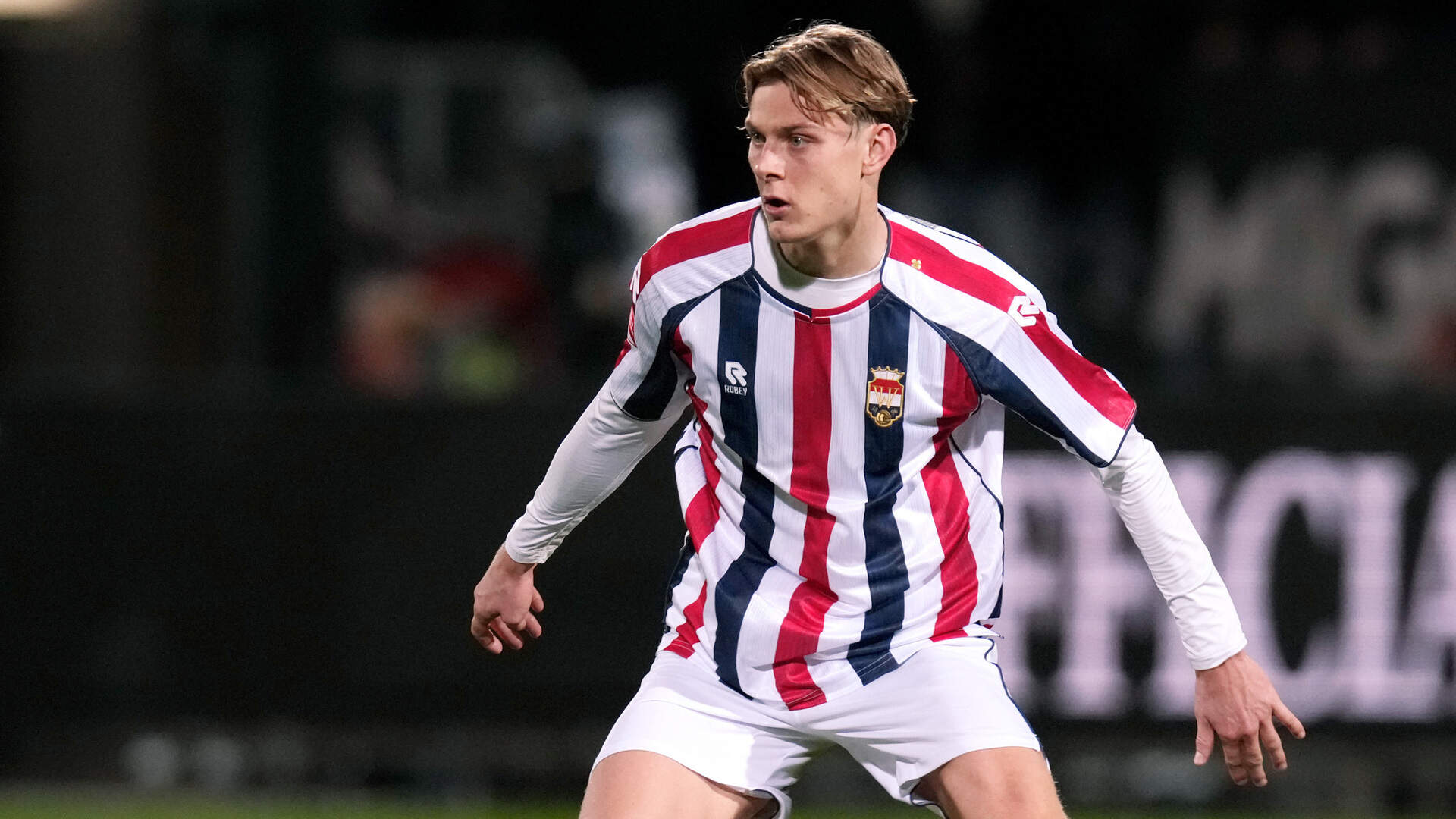 Stam verlaat AZ en keert bij Willem II terug in de eredivisie ...