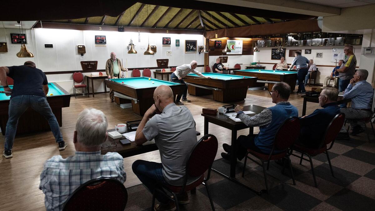 Geliefd biljart- en denksportcentrum in Zaandam sluit deuren als er ...