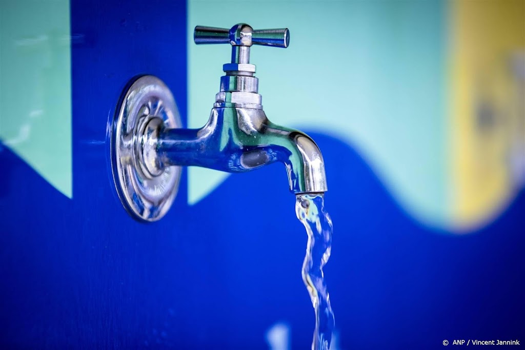 Instituut: fleswater zit ontwikkeling leidingwater in de weg | Leidsch ...