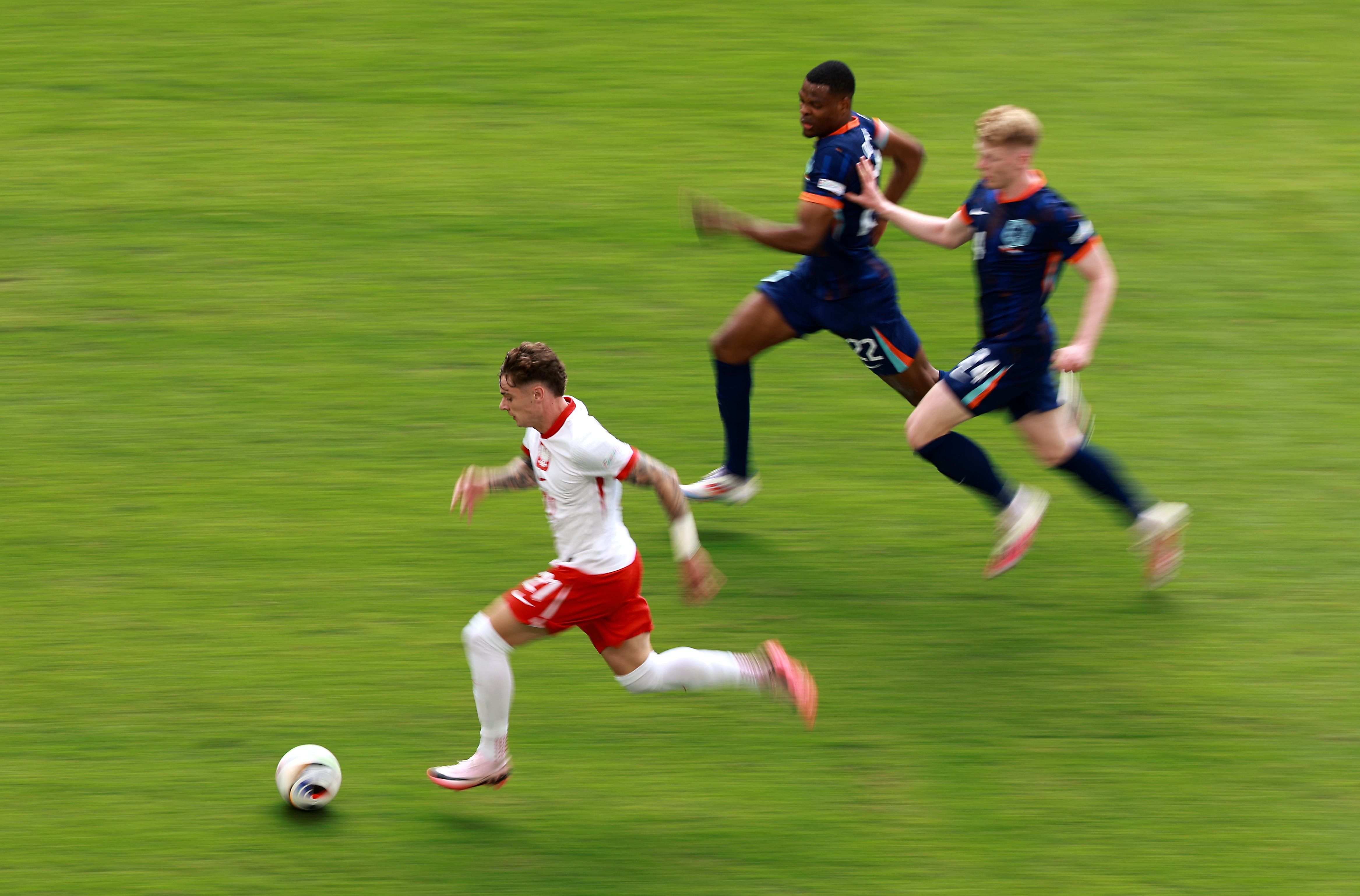 Oranje stond verdedigend niet goed genoeg, dat zal tegen Frankrijk echt ...