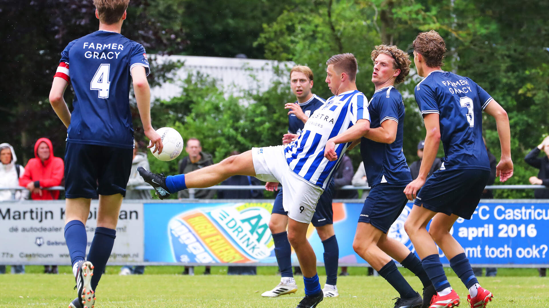 Sterk Castricum grijpt naast promotie. Ploeg verliest in eigen huis met ...