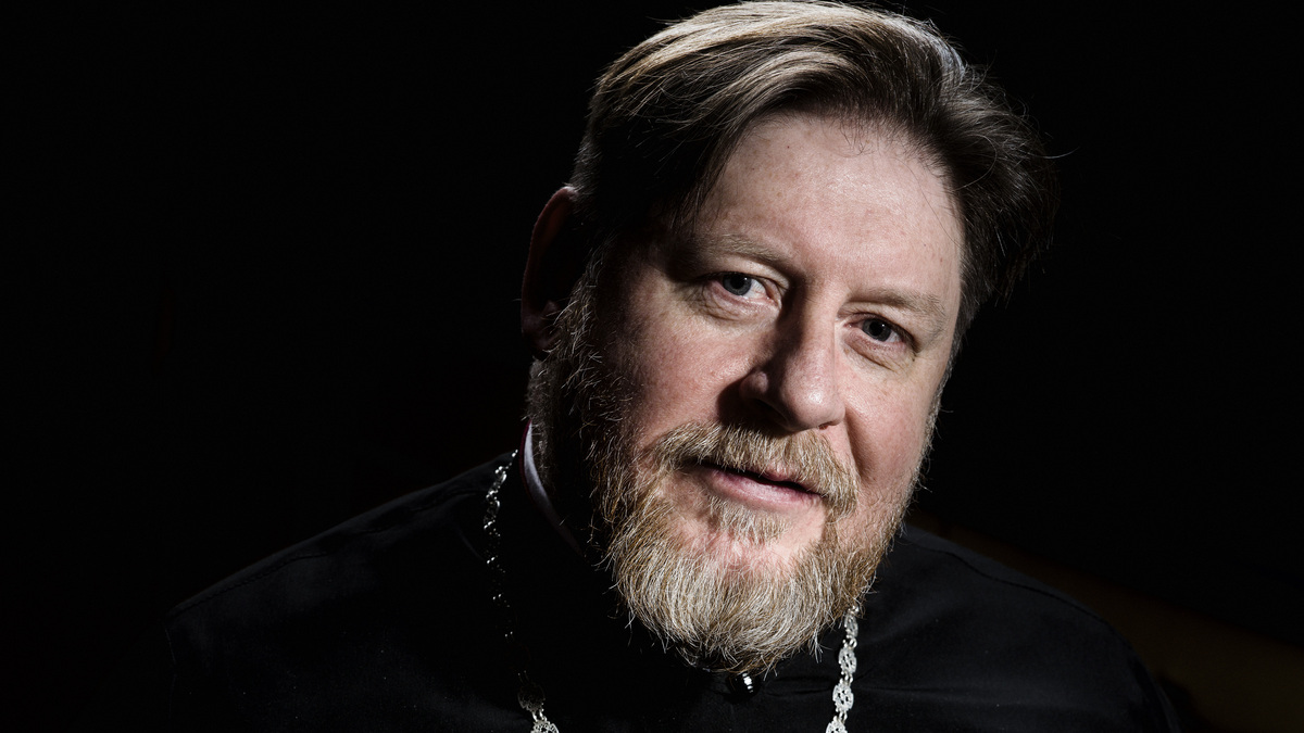 Priester Oleksandr Khylevych biedt Oekraïners een stukje van hun eigen ...