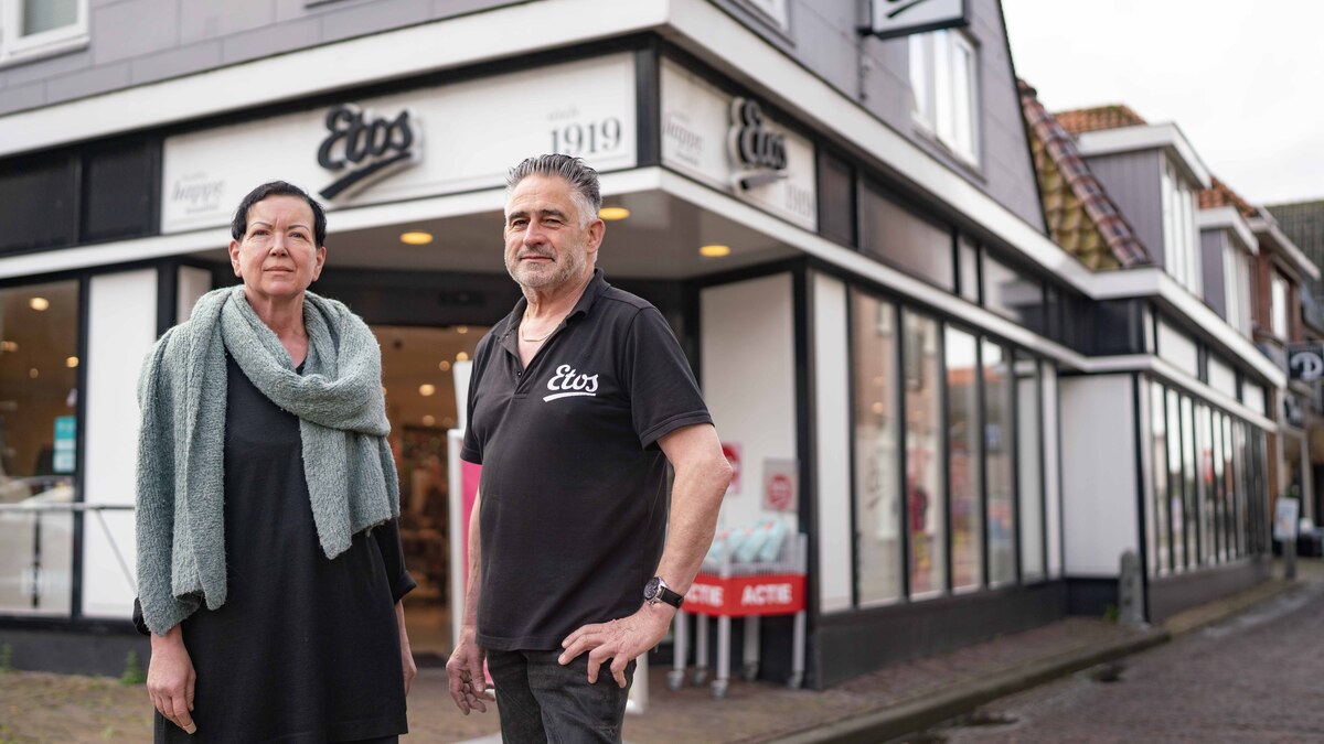 Niemand wil de Etos in Hippolytushoef overnemen en dus sluiten Jan en ...