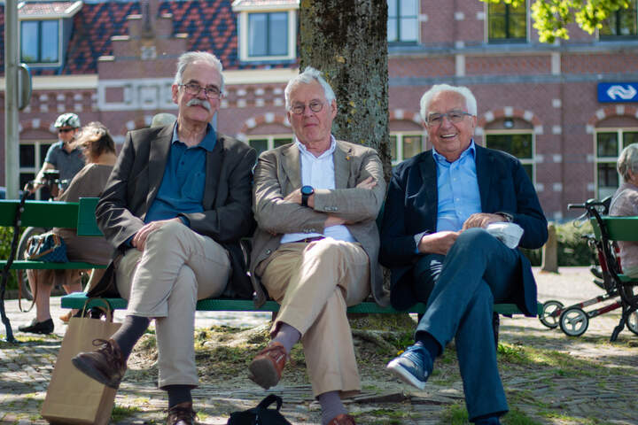 Van Enkhuizen naar Eurovisie: hoe bekend is Claude in zijn oude ...