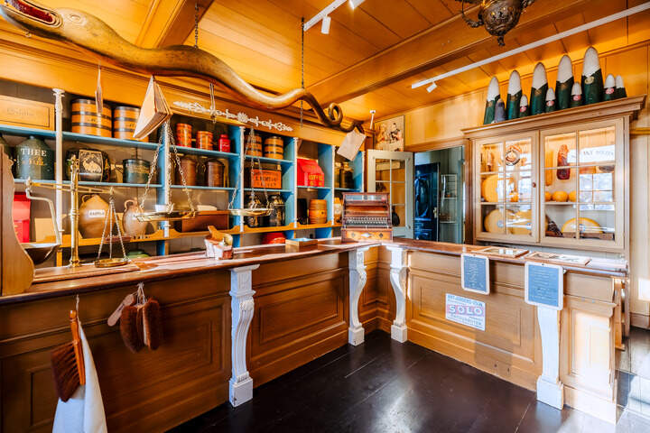 Opfrisbeurt voor museumwinkel Albert Heijn in Zaandam: nu zijn alle ...