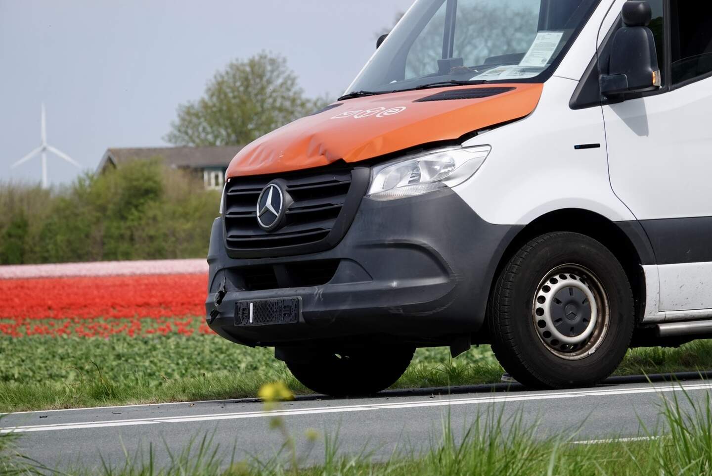 Veel schade bij ongeluk met drie voertuigen op N505 bij Hoogkarspel ...